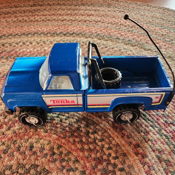 Tonka | Toys | Vintage Blue Tonka Truck 162 With Roll Bar And Spare ...